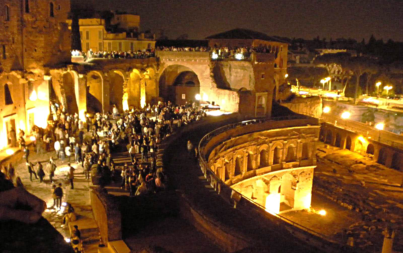 21 Maggio. Roma si illumina nella notte dei Musei 21 Maggio. Roma si illumina nella notte dei Musei
